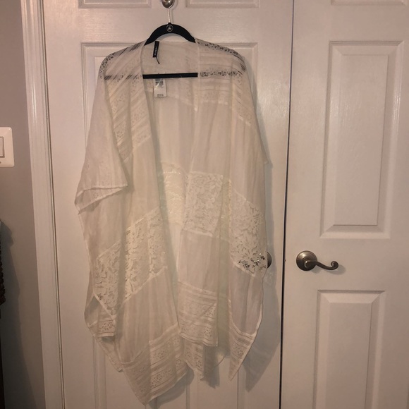 torrid | Tops | Torrid One Size Ivory Lace Ruana Nwt | Poshmark